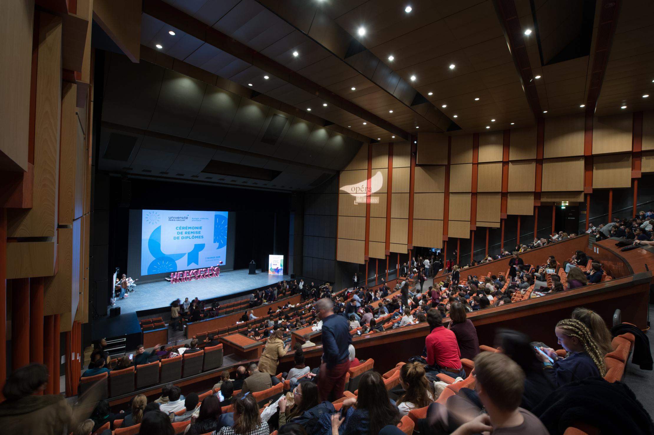 Cérémonie 2020 de remise des diplômes de masters | Université Paris-Saclay